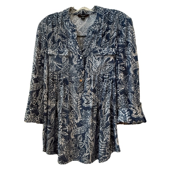 Cocomo | Tops | Cocomo White And Blue Relaxed Blouse | Poshmark